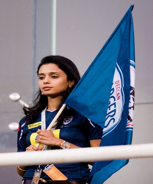 Wallpapersi18.Com: Gayatri Reddy Wallpapers - Deccan Chargers IPL Team ...